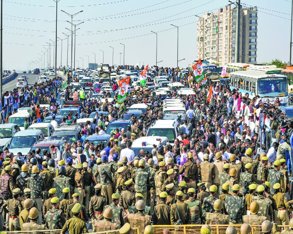 Fact Check: 35,000 people suffer daily on slow Bathurst buses due to ...